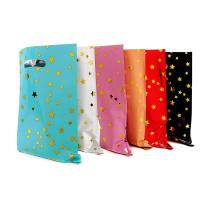 China Sparkling Stars W24 X H30.5cm Plastic Party Gift Bags With Handles for sale
