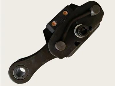 China Metal Black SANTALUCIA aMDES Wakayama Anti - Rust Textile Machine Spare Parts Chains Links for sale