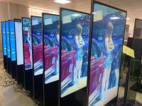 China 55 inch mobile indoor 4k floor stand kiosk lcd digital signage advertising media players display for sale