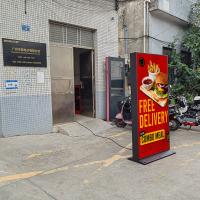 China 75 Inch Outdoor Floor Standing Digital Signage Kiosk 86 Inch LED Video Wall Adversiting Screen for sale