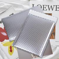 China Silver Poly Mailers Silver Bubble Bag Self Sealing Closure Moisture Resistance for sale