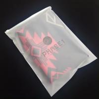 China Strong Puncture Resistance Reusable Clear Plastic Bags With Zipper for sale