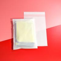 China Autumn Clothing  / Cotton Padded Clothing Packaging Wax Paper Bag Biodegradable for sale