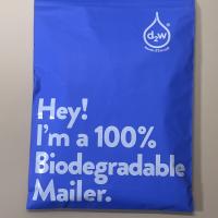 China Apricot Photooxygen Degradation Eco Friendly Shipping Mailers Compostable Mailer Bags for sale