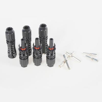 China Durable Solar Panel Connectors with DC 600V Voltage Rating and 60A Current Capacity for Solar Panel/Inverter Applications for sale