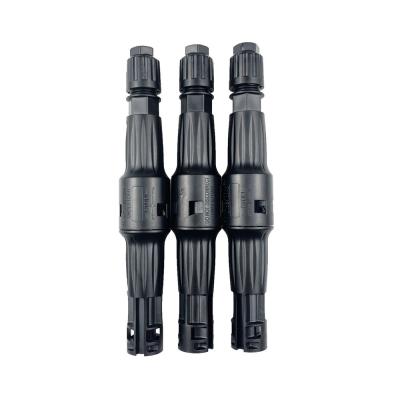 China 1500V 30A Solar Fuse Connector with IP67 Rating for 2.5-6mm² Cables - UL94-V0 Certified for sale