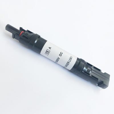 China IP67 Waterproof 15A Solar Panel Connector with Fuse DC1000V 4.0mm Pin -40°C to +85°C Temperature Range for sale