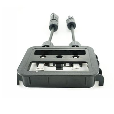 China Flame Resistant UL94V-0 Class II PV Junction Box with 1000VDC Rating and IP67 Protection for sale