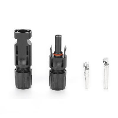 China DC 1000V Solar Panel Connectors with Panel Mount Screw-On Design for Extreme Temperatures -40°C To +105°C for sale