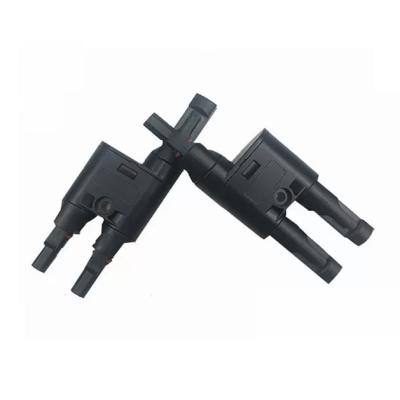 China PC Insulation Solar Branch Connector IP67 Waterproof 4000W 30A DC 1000V for Solar Power Systems for sale