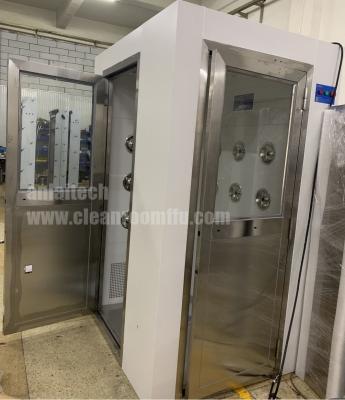China Free Design Customized Air Shower with HEPA Filtration 99.99% Efficiency 1200mm Width for sale