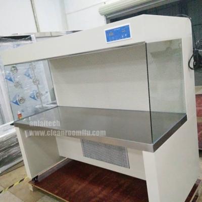 China Laminar Air Flow Cabinet 1000mm Width HEPA Filter ISO Class 5 Clean Bench for sale