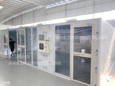 China ISO 5 GMP Standard Modular Clean Room with Pass Box for sale