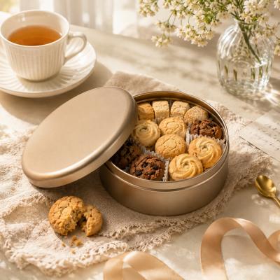China Customizable Food-Grade Round Tinplate Christmas Cookie Box Eco-Friendly Fast Delivery 150x65mm for sale