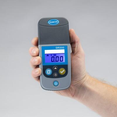 China HACH DR300  LPV445.97.40110  Portable Colorimeter for Residual Chlorine, Total Chlorine, Chlorine Dioxide, Ammonia Nitrogen, and Ozone Detection for sale