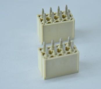 China 4.2mm Double Row 2x4 Pin Header Straight Tin Plated 100u External Leakage 5.0mm Terminals for sale