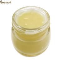 China 1.4% 10-HDA Organic Fresh Royal Jelly Light Yellow Natural Food for sale