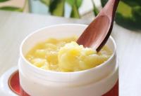 China 1.4% 10-HDA Organic Fresh Royal Jelly Light Yellow Natural Food for sale