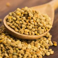 China Food Grade Organic Honey Raw Bee Pollen Sweet Taste for sale