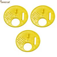 China Plastic Bee Round Shape Disc Beehive Entrance For Beekeeping Apiculture Beehive Gate for sale