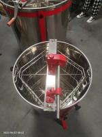 China 4 Frame 201 Stainless Steel Manual Honey Extractor With Metal Stand And SS Honey Gate for sale
