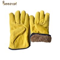China New Style Thick Warm Gloves Yellow Color For Beekeeping To Protect Beekeepers for sale