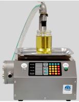 China Automatic Weighing Liquid Filling Machine with 304 Stainless Steel for Honey and Viscous Paste, 360 Bottles per Hour, 20-10000g Filling Range for sale