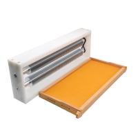 China Stainless Steel Honey Uncapping Roller with Adjustable Rollers and Lightweight Plastic Frame for Beekeeping for sale