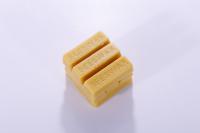 China 100% Pure Natural Yellow Beeswax Bars 28g Food Grade for Cosmetic and Food Industries for sale