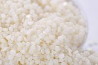 China 90# Microcrystalline Wax Pellets with 90℃ Melting Point - Food Grade White Beeswax Granules for Candle Making for sale