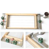 China Wooden Frame Wire Maker BeeHive Tools Beekeeping Equipment With Long Working Life for sale