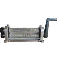 China Manual Aluminum Alloy Beeswax Machine For Making Beeswax Foundation Sheet for sale