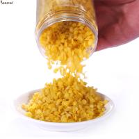 China 100% Pure Natural Beeswax Granules Food Grade Yellow or White Pellets for sale
