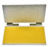 China Manual Beeswax Machine 420*270 mm Dandant Size Comb Foundation Machine for Beekeeping for sale