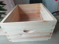 China Langstroth beehive box Beehive And Frame made of Fir wood or pine wood for sale