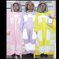 China Three-layer Ventilated Beekeeping Suit with Protective Bee Hat and Customizable Sizes for sale