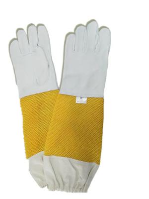 China Professional White Sheepskin Beekeeping Gloves with Ventilated Cuff 470mm to 500mm Length for sale