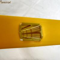 China 4L Plastic Bee Feeder Plastic Yellow Beekeeping Hive Tool Feeder With Accessories for sale