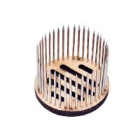 China Stainless Steel Needles Queen Bee Cage 50*37mm Wood Material for Beekeeping for sale