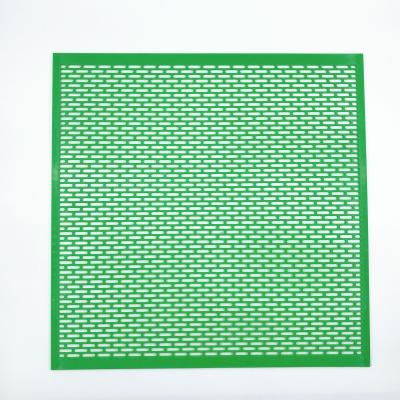 China Bee Queen Excluder Beehive Green Elliptical Hole Plastic Excluder for sale