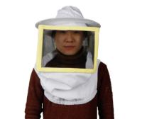 China Soft and Solid White Square Bee Veil and Round Hat for Comfortable and Breathable Beekeeping Outfits for sale