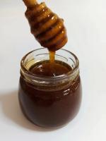 China Beestar Organic 100% Pure Raw Black Honey with 18% Moisture Natural Bee Honey for Baking and Cooking for sale
