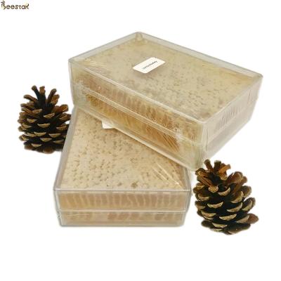 China Natural Comb Honey 500g Multi-Flower Light Yellow Food Grade for sale