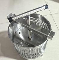 China BEESTAR Manual 304 Stainless Steel 17L Large Capacity Honey Wax Presser for Beekeeping and Farming for sale