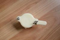 China High Quality Beekeeping Equipment White Plastic nylon Honey Gate For beekeeping for sale