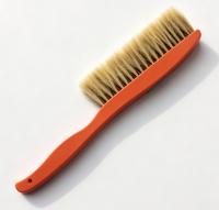 China Red Painting Wooden Handle Three Row Bristle Bee Brush for Gentle Beekeeping for sale