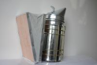 China Stainless Steel M Size American Style Bee Hive Smoker for Beekeeping for sale