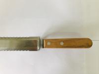 China Stainless Steel Double Serrated Uncapping Knife with Wooden Handle for Honey Uncapping for sale