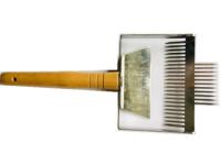 China 23 Needles Stainless steel Double Headed Honey Uncapping Fork with wooden handle for sale