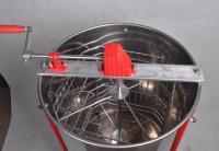China High Quality 4 Frame 304 Stainless Metel Honey Extractor With Legs And Manual Control Speed for sale